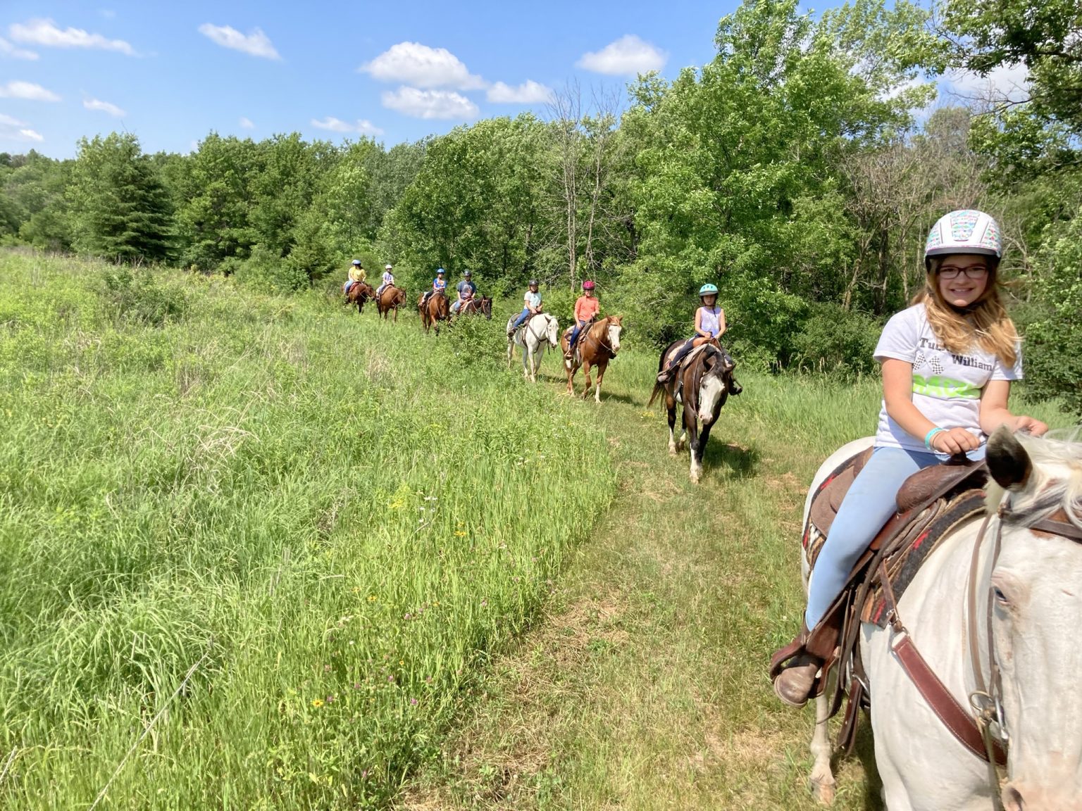 Trail Rides | BarL Stable